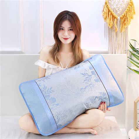 ปลอกหมอนใบใหญ เสอฤดรอน ปลอกหมอนอนเมะ pillow case ปลอกหมอนขด ปลอก