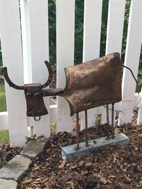 Pin By Irving On Yard Art Metal Garden Art Welding Art Projects