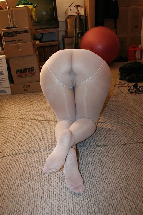 Naked Girls Wearing Pantyhose 54 Photos Porn Photo