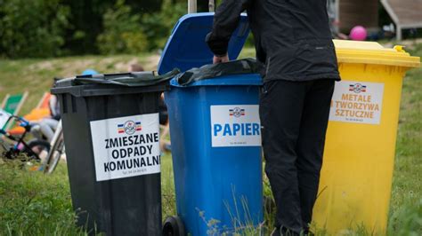 Nowe stawki opłat za wywóz odpadów w Koszalinie INFORMATOR Polskie
