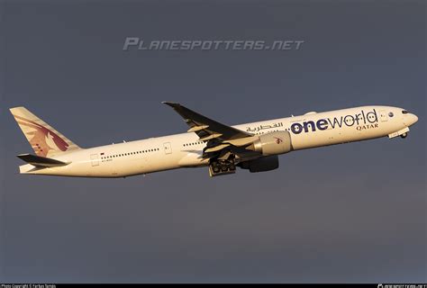 A7 BAG Qatar Airways Boeing 777 3DZER Photo by Farkas Tamás ID