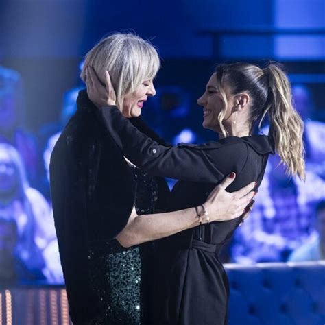 Ana Mar A Ald N Y Su Hija Gema Ald N Se Abrazan En La Gala De Gh
