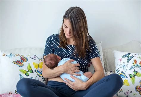 Breastfeeding Latching Problems Signs Symptoms Prevention