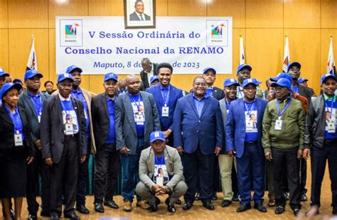 Comissão Política Nacional da Renamo reunida em Maputo Jornal Notícias