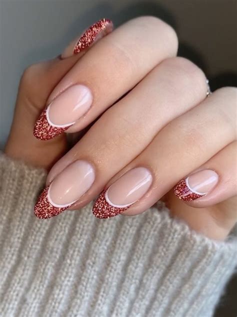 30 Elegant Glitter French Tip Nails To Add Sparkle To Your Manicure