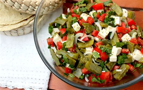 Ensalada De Nopales CocinaDelirante