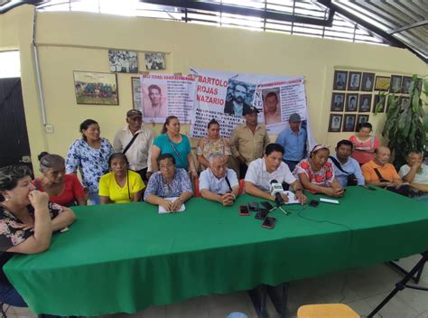 Exigen familiares de víctimas de la guerra sucia que declaren 300
