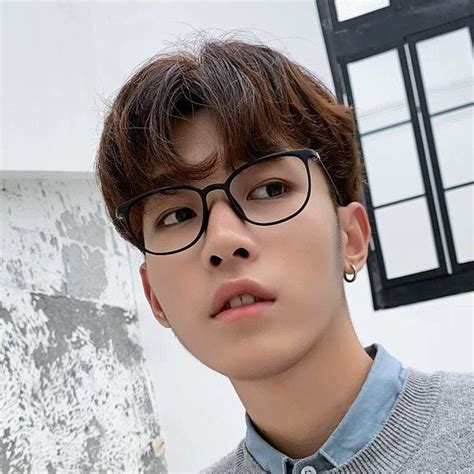 Chia sẻ hơn 87 về kiểu tóc nam đeo kính hay nhất coedo vn