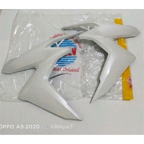 Jual Sayap Tebeng Body Depan Samping Kanan Kiri Cover R L Vario 125 150