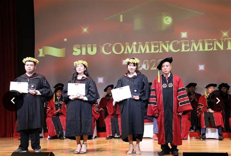 Trường ĐH Quốc tế Sài Gòn trao bằng tốt nghiệp cho tân cử nhân thạc sĩ