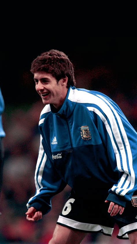 Argentina Pablo Aimar Pode Voltar A Jogar Aos 37 Anos Pablo Aymar