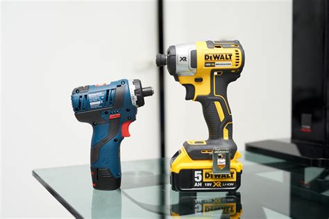 Unboxing BOSCH GSR 10 8V EC HX Professional