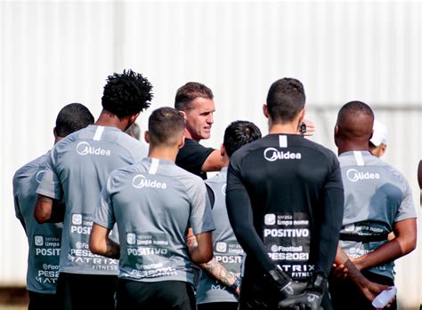 Corinthians Inicia Prepara O Para Enfrentar O Gr Mio Boselli Vai A