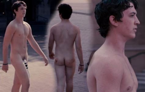 Miles Teller totalmente desnudo enseña el culo en Noche de marcha