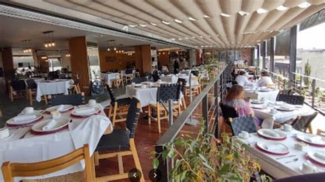 Esto cuesta comer en El Mayor restaurante donde AMLO dará bastón de