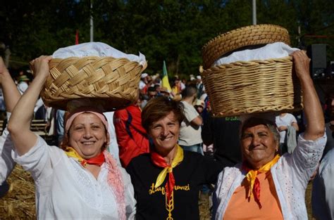 Palio Del Grano Di Caselle In Pittari