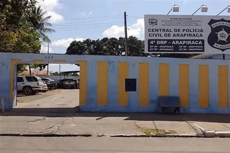 Mulher é presa por extorquir padre para não vazar vídeo de pedofilia