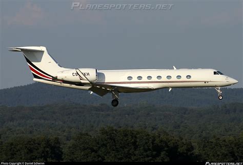 CS DKH NetJets Europe Gulfstream G550 G V SP Photo By Daniel Schwinn