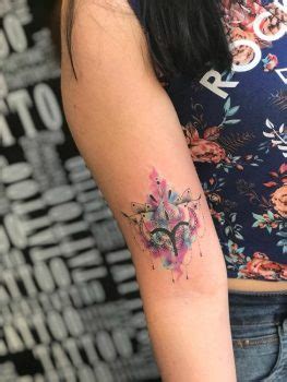 Tatouage signe astrologique bélier 50 inspirations tendances
