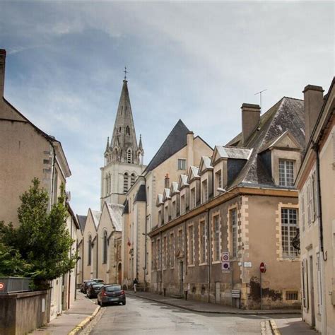 Exposition Les Commerces À La Flèche Pendant La 1ère Moitié Du Xxe