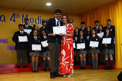 Licenciatura de IVº Medios LSFA