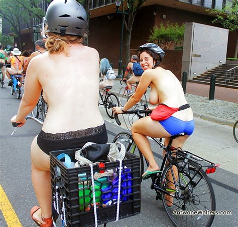 Naked Bike Ride Cycling Showing Titis Pussies Some Cocks 7 Photo