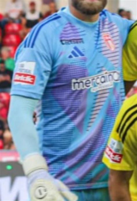 Aves Futebol SAD 2024 25 GK Away Kit