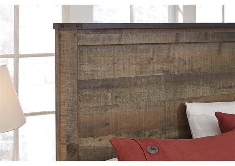 Trinell Full Panel Bed With 1 Large Storage Drawer
