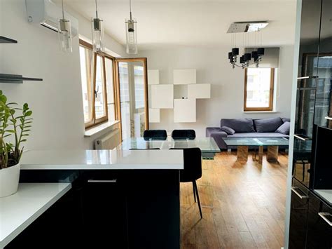 Mieszkanie w bloku mieszkalnym wysoki standard 80 m² na wynajem ul