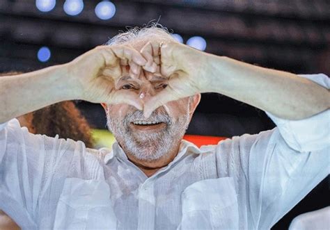 Aprovação do governo Lula sobe e chega a 60 maior percentual dos