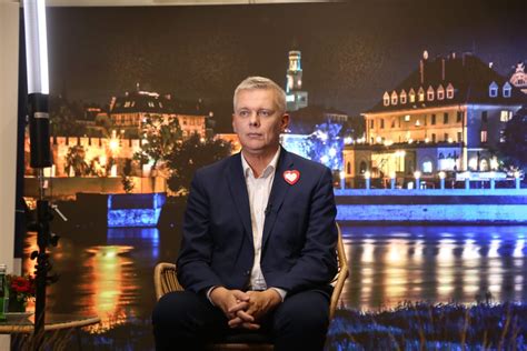 Tomasz Siemoniak dziś zostanie nowym szef MSWiA Będzie łączył funkcję