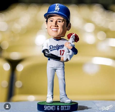 Los Angeles Dodgers Shohei Ohtani Sga Bobblehead Presale Ebay