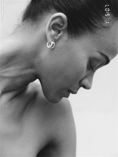 Zoe Saldana Nude OnlyFans Leaks The Fappening Photo 6077202