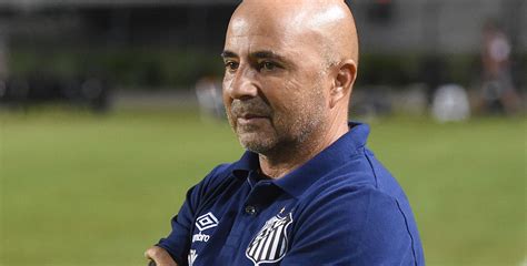 Sampaoli Se Entusiasma Est Dio Lotado Pela Vez No Santos