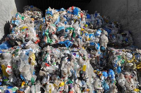 Ile odpadów powstało w 2020 r Sozosfera ochrona środowiska