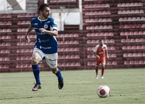 River PI anuncia volante ex São Bento como sétimo reforço para a Série
