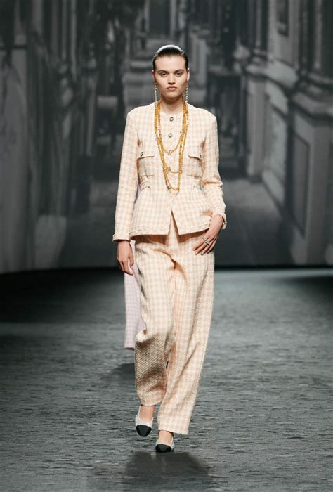 Défilé Chanel collection prêt à porter printemps été 2023 VieDeLuxe fr