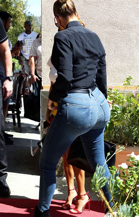 She Needs That Huge Booty Anal Dpd Rkardashianfam