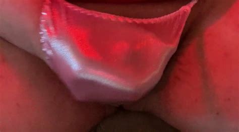 Höschen Sperma in einem rosa Satin Tanga xHamster