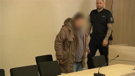 Gerichtsprozess In Essen Vater Soll Tochter Sexuell Missbraucht Haben