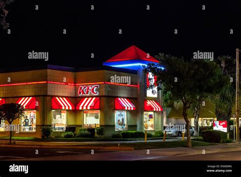 Kfc Bucket Hi Res Stock Photography And Images Alamy