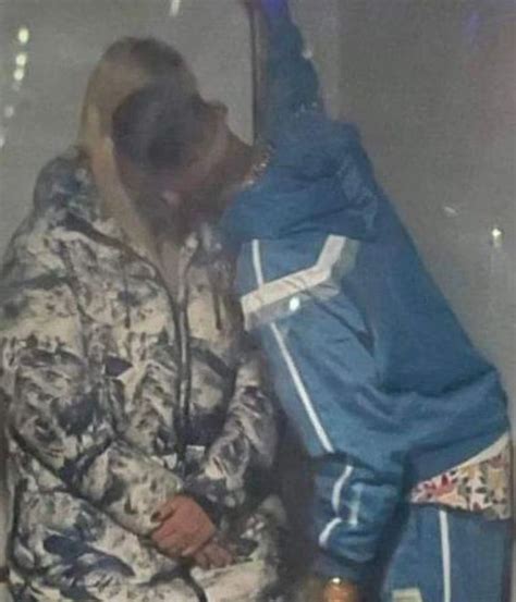 La Foto Que Confirma Todo Wanda Nara Y L Gante A Los Besos