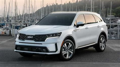 Kia Sorento Plug In Hybrid Mid Size Suv Pricing And Features Kia