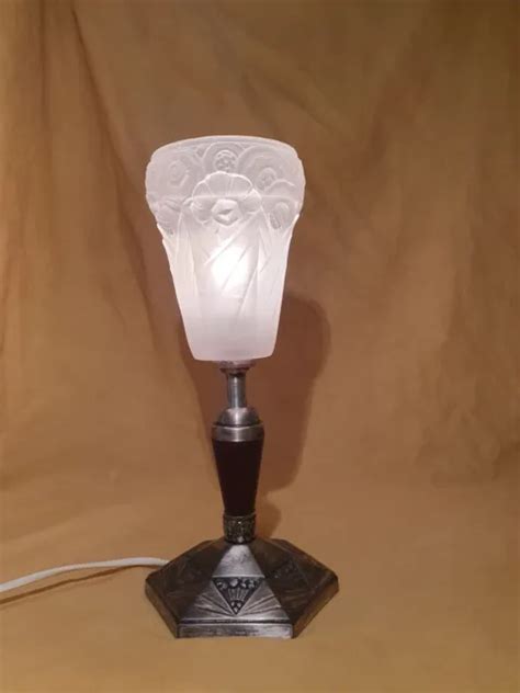 ANCIENNE LAMPE ART deco des années 1930 avec abat jour tulipe en verre