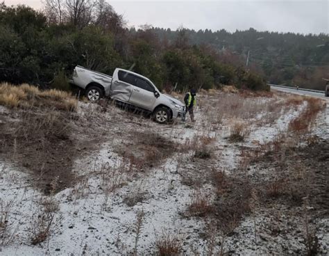 Hielo y nieve Se despistó estaba cambiando una cubierta y vino otra