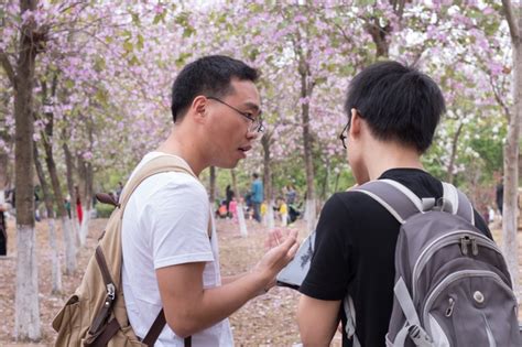 asking sensitive questions using the unmatched count technique applications and guidelines for