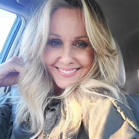 TW Pornstars JuliaAnn Twitter NewProfilePic 3 42 AM 12 Aug 2022