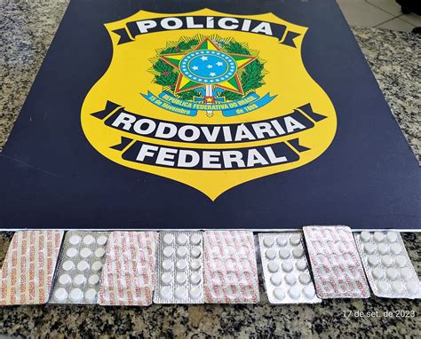 PRF Flagra Caminhoneiro 120 Comprimidos De Rebite Na BR 101 Em