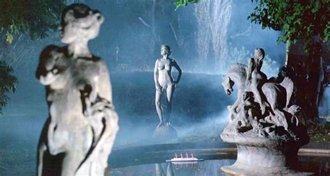 Elle Macpherson Nude And Lesbian Sex Scenes Scandal Planet The