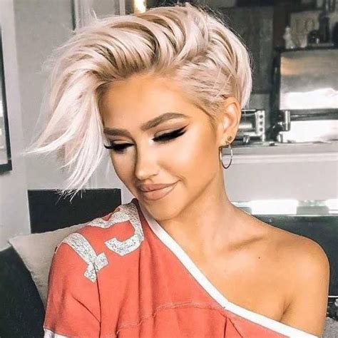 10 Nice Glamorous Hairstyles Women